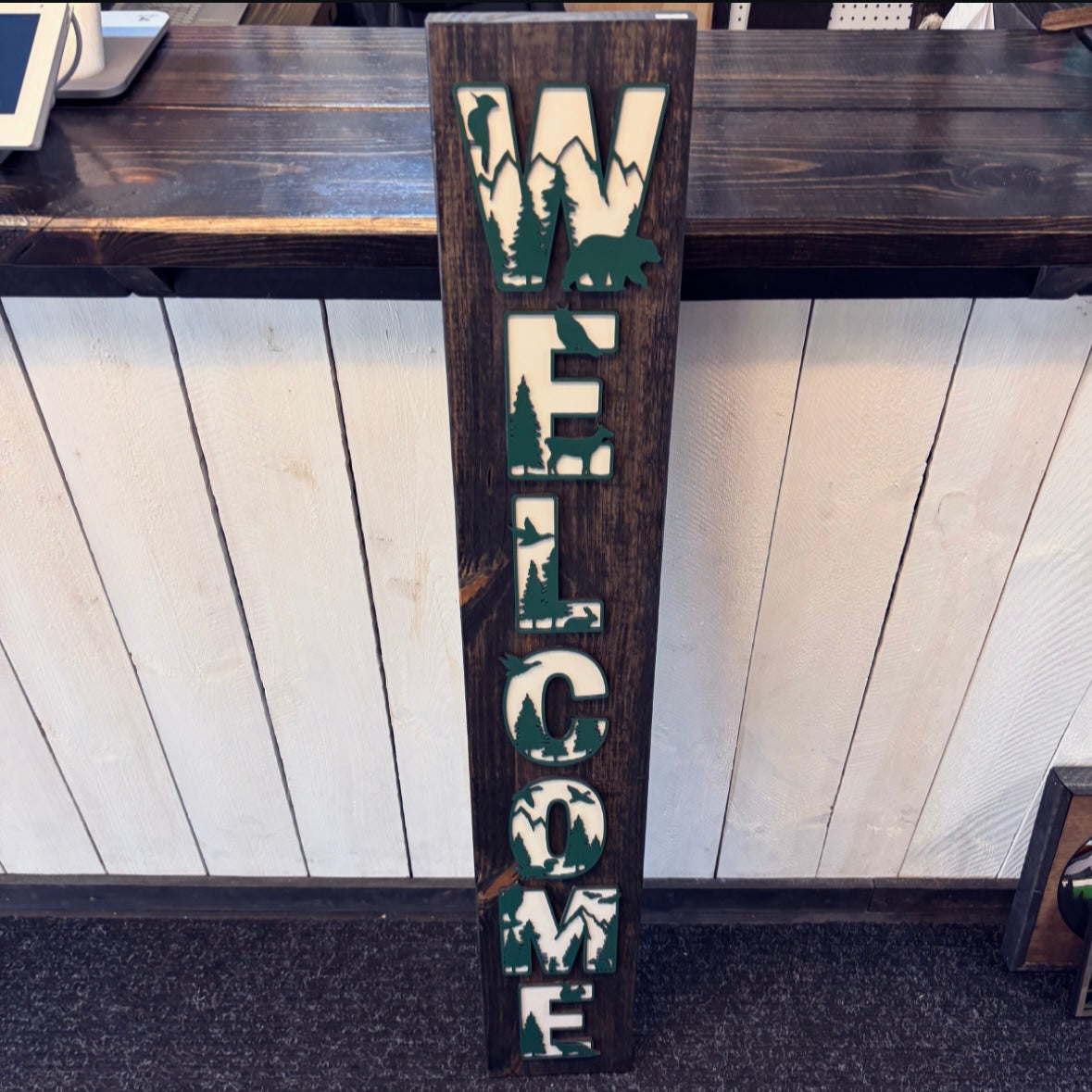 Welcome Leaner – Pine Valley